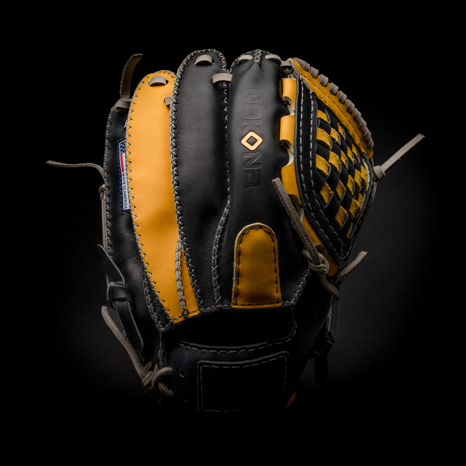 EdgeX™ Sprinter - 12" Pitchers Glove - Nokona Ballgloves