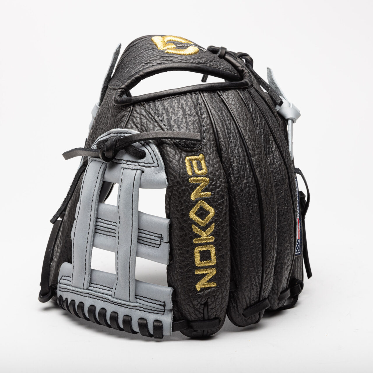 G™ Gray Shark 11.5" - Nokona Ballgloves