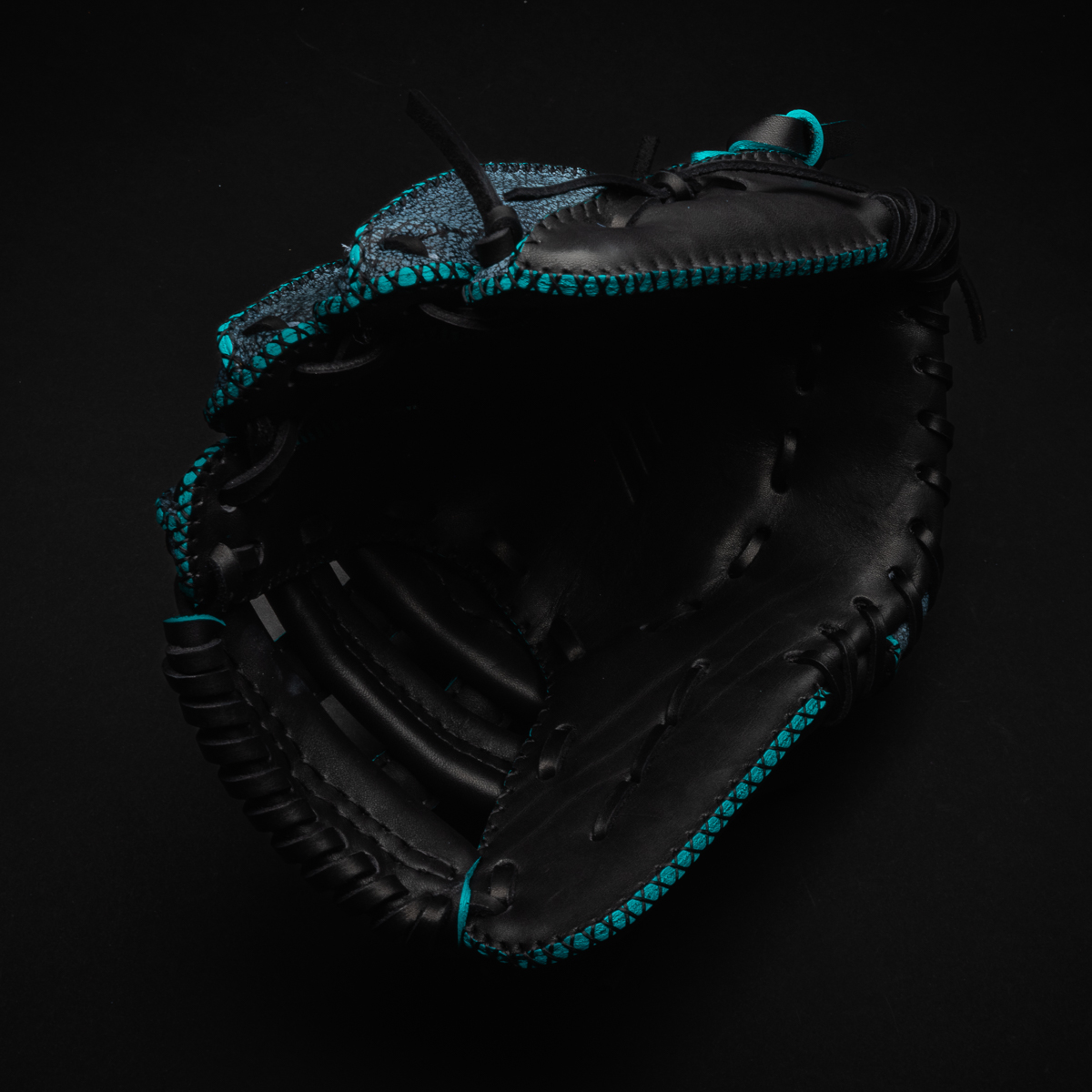 EdgeX™ Buff - 12" Utility Glove - Nokona Ballgloves