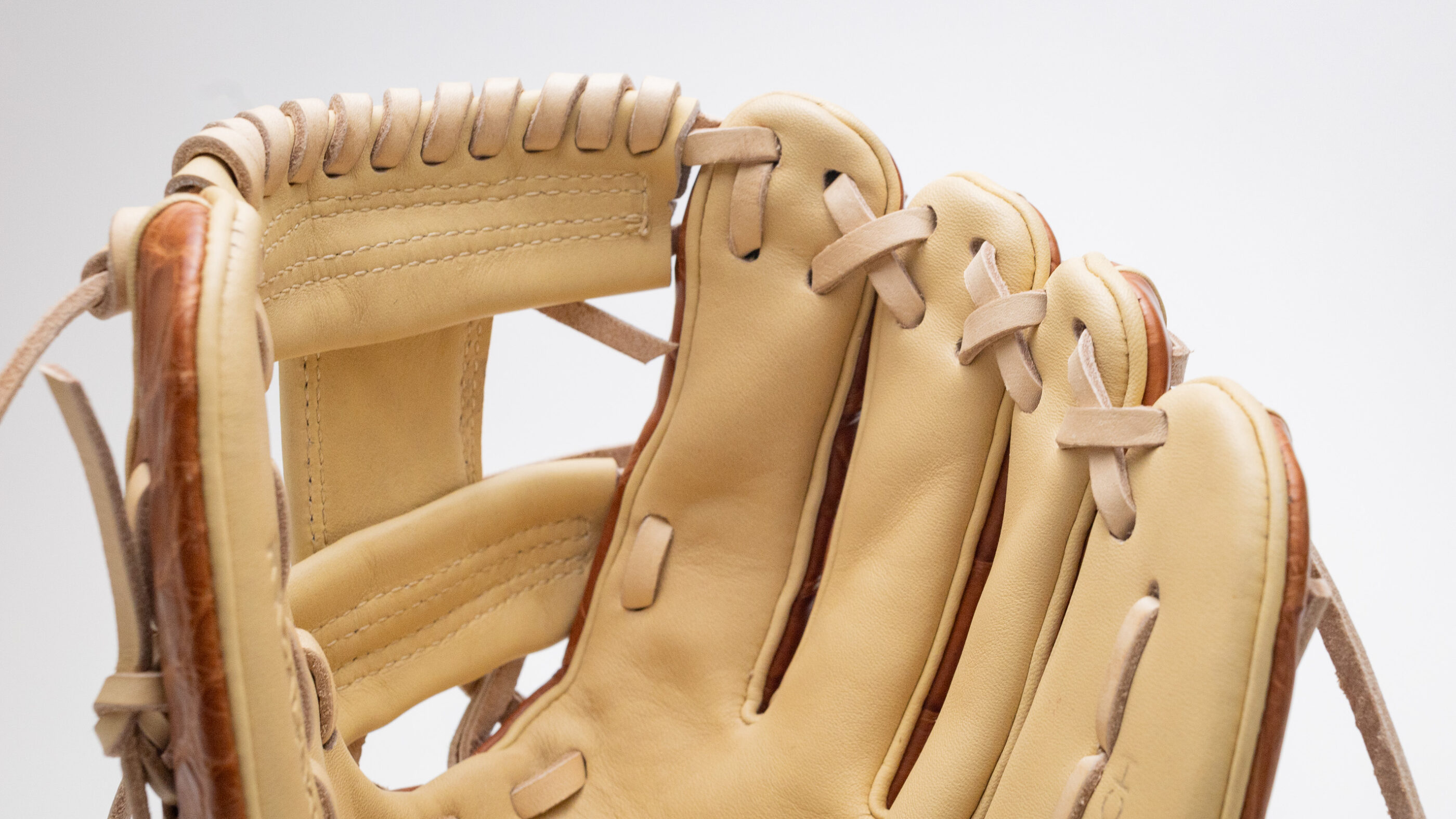 Nokona G™ Alligator 11.5" - Nokona Ballgloves