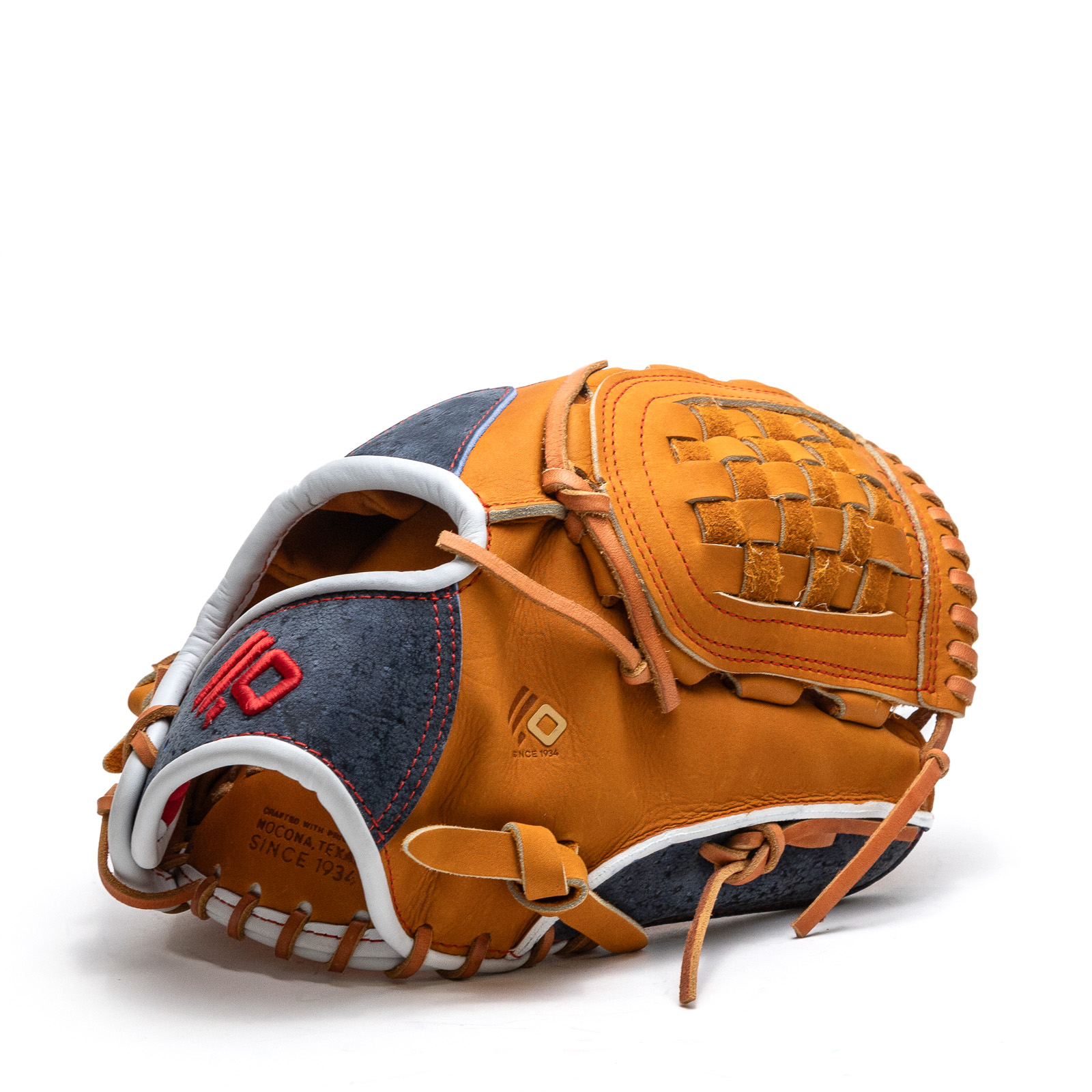 AmPro EDGE - 12" Pitchers Glove - Nokona Ballgloves